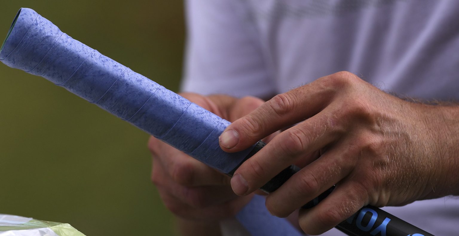 MY TOP 3 BEST WHITE OVERGRIPS! – Alex Tennis